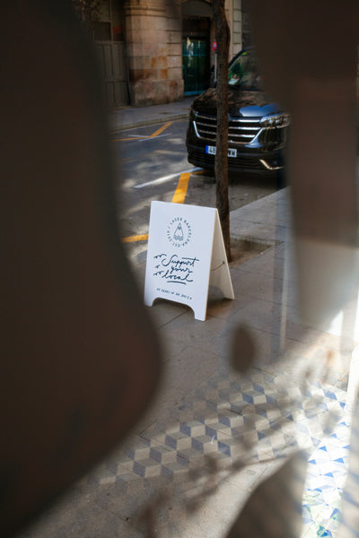 FLAGSHIP SIGN NEW-LOOK :) – LASER BARCELONA